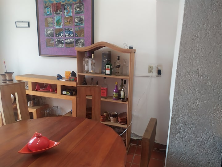 Room/bathroom One Block From  Himalaya St. - México