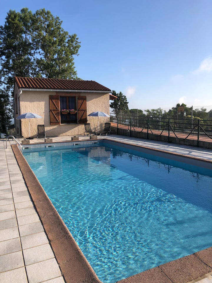Maisonnette Accolée Au Bord Du Lac De St Ferréol - Revel