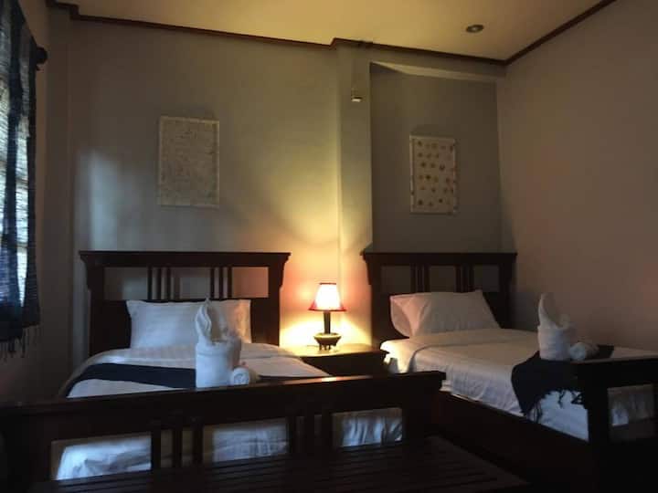 Café Toui Homestay Room 8 - Luang Prabang