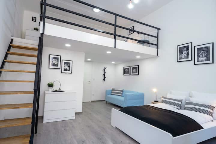 Huge Central Apartment With A/c - Budapest