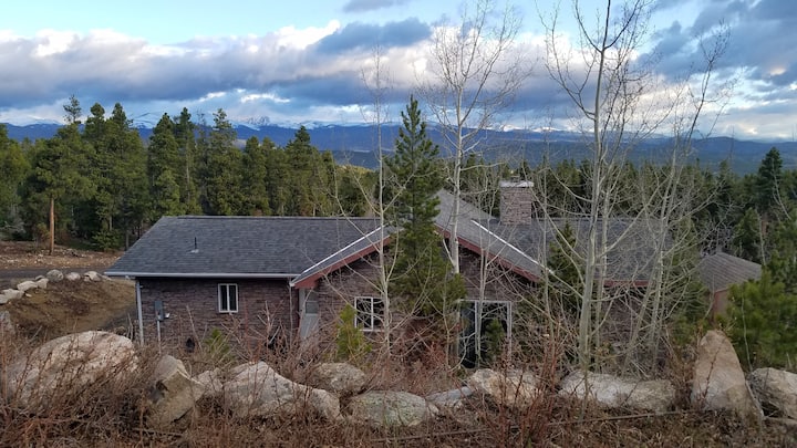 Remote Rocky Mountain Getaway: Divide View, Hottub - Golden Gate Canyon State Park, Golden