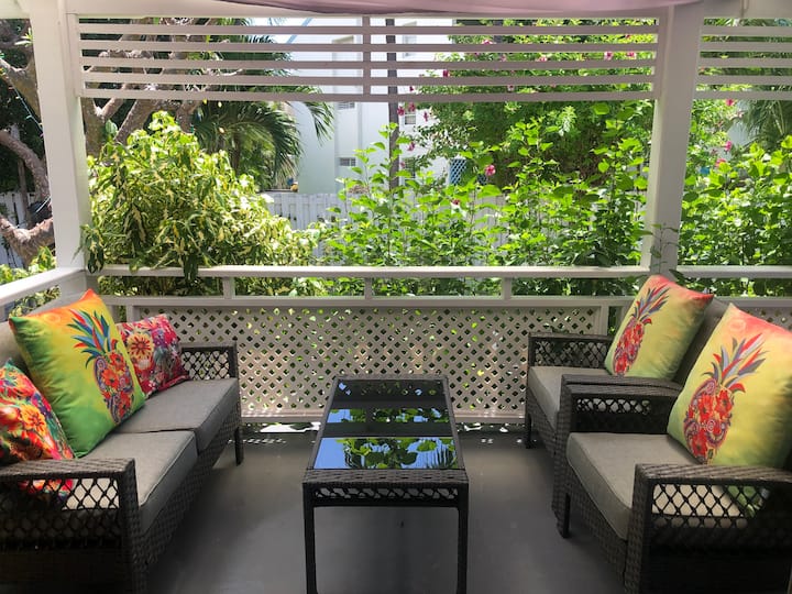 Affordable Luxury Close To Beach - Barbados