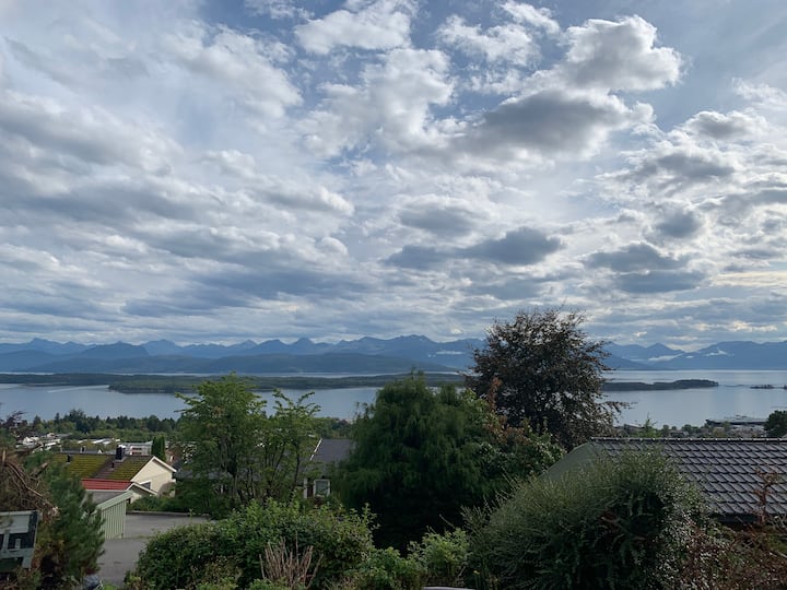 Sentral Nice Apartment With Two Bedrooms - Molde