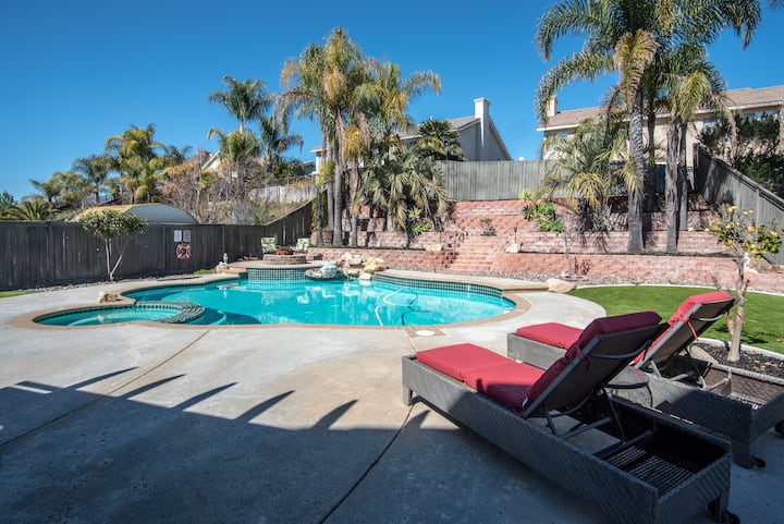 Bell Rock Retreat, W/pool & Spa, Close To It All! - California