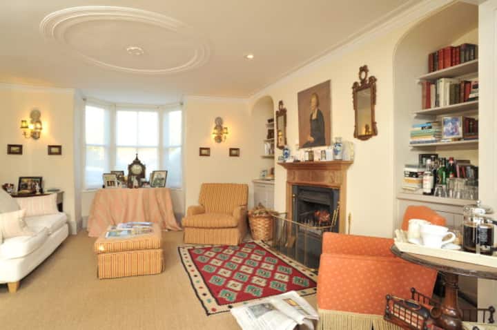 Stylish 18th Century Town House - Dulverton