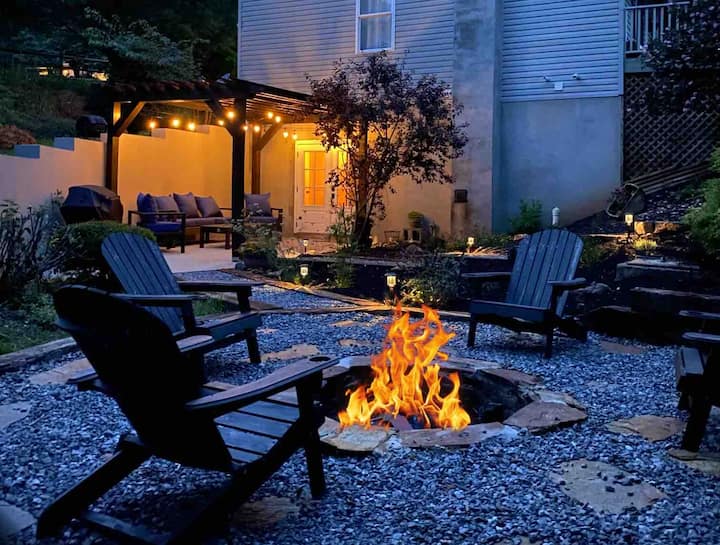 Steph's Place - Asheville, NC