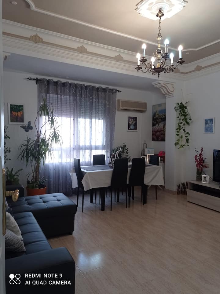 Se Alquilan Habitaciones Comodas En Valencia! - Valence en Espagne