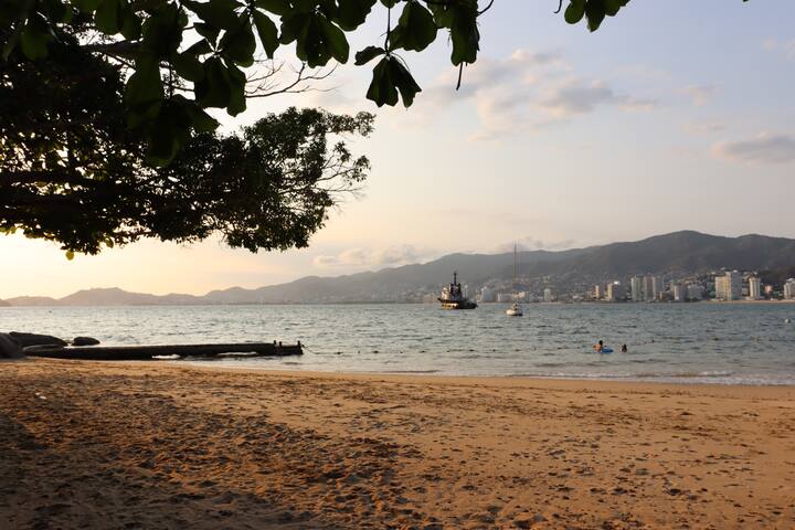 Apartment With Private Beach! - Acapulco
