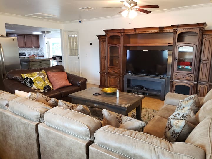 Mcclintock Shared Room Shared Bath Male Students 5 - Tempe, AZ