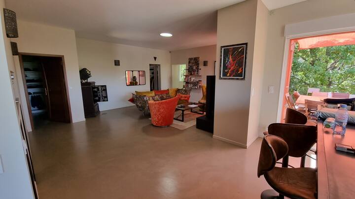 Grande Villa De 300m² Au Coeur De Manosque - Manosque