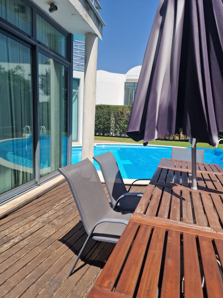 Casa Em Condomínio Piscina Privada - Palmela