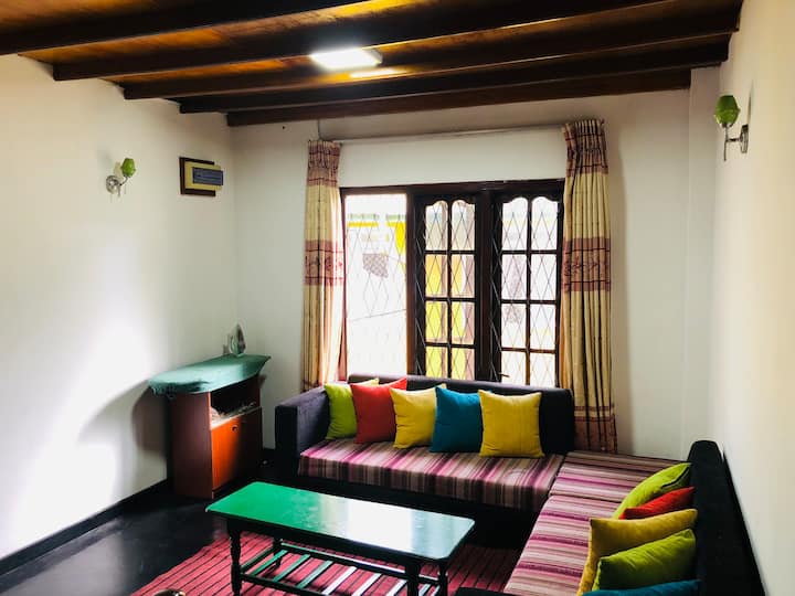 3br Near Gregory Lake Nuwaraeliya (Kavindu Guest) - Nuwara Eliya