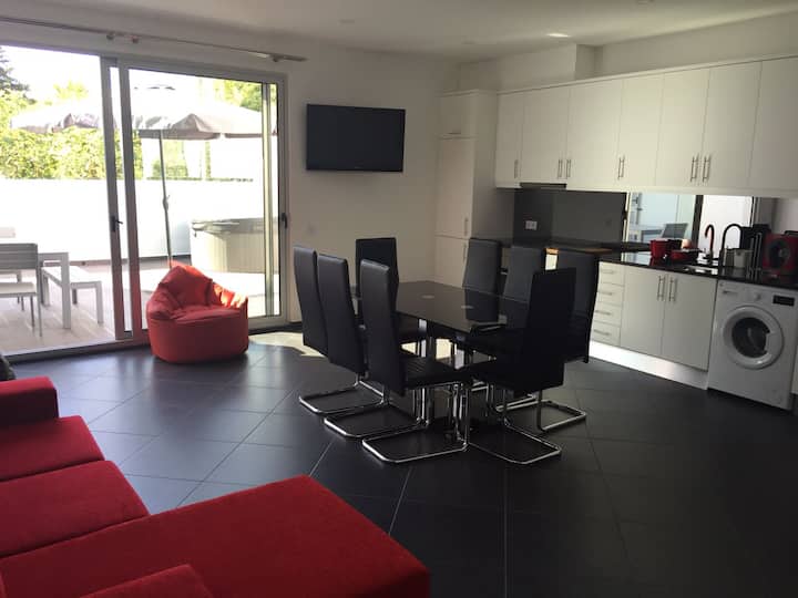 Maison Avec 3 Suites, Jacuzzi à Albufeira - Albufeira