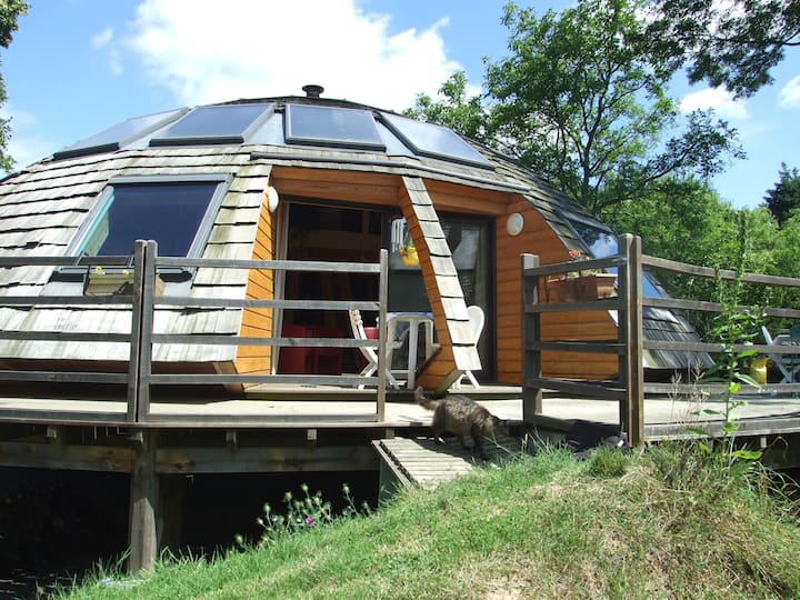 bedroom in a "Domespace" - Dome houses for Rent in Saint-Gondran ...