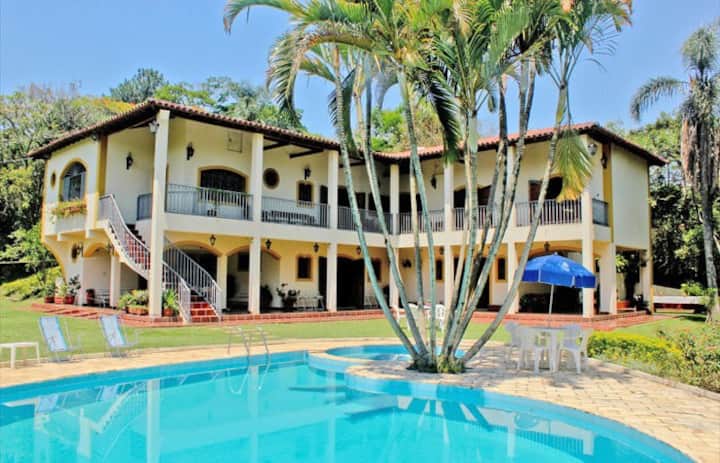 Chácara Com Piscinas, Churrasqueira, Campo E Mais - Cabreúva