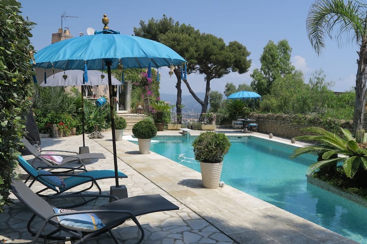 La Sousto - Petit Déjeuner - Vue Mer- Piscine - Cassis
