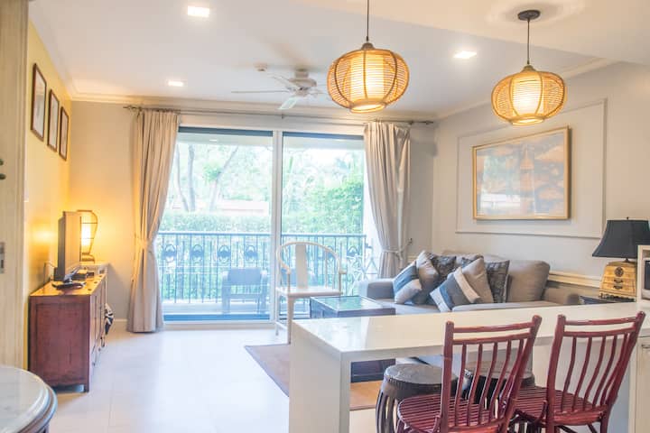 1 Bedroom Apt  In Beach Front Property - Hua Hin