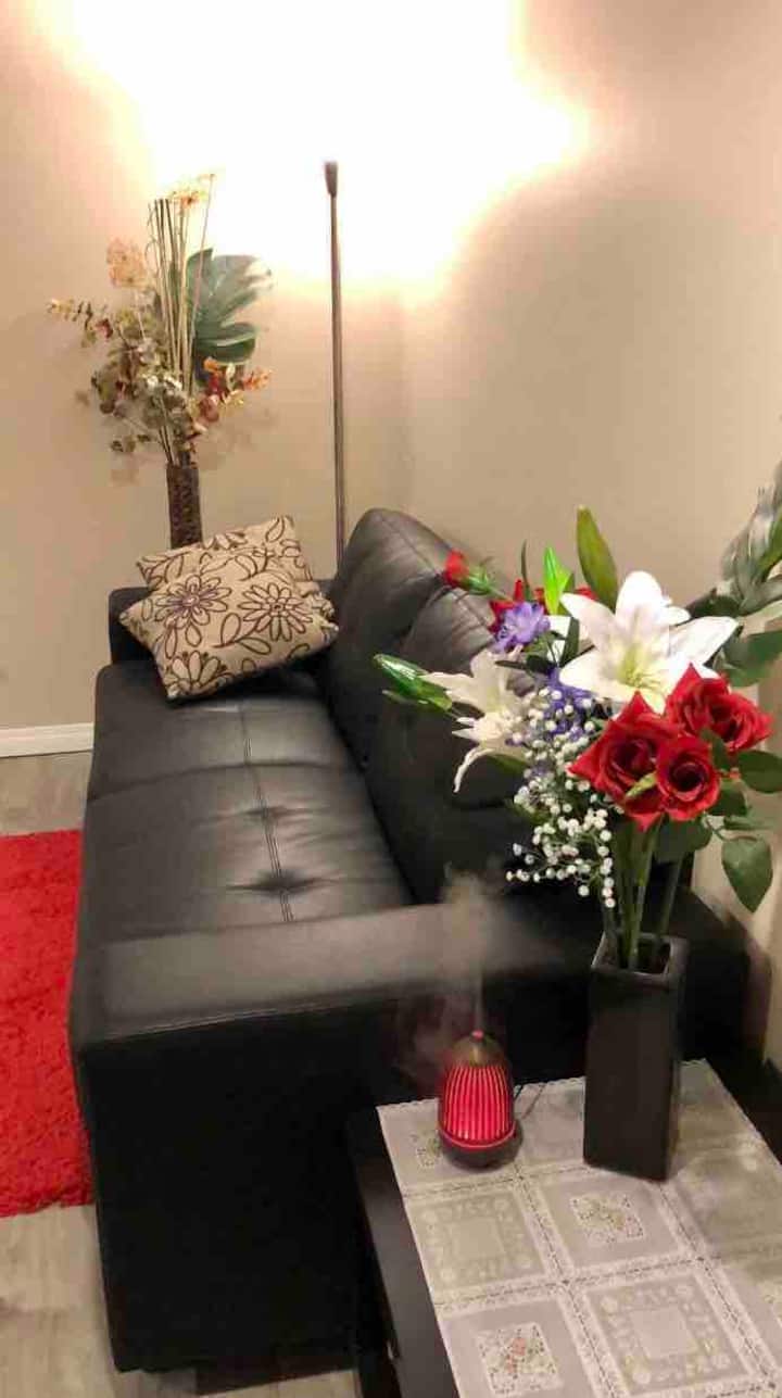 Cozy Room, 9 Min To Airport, Superstore Cross - Alberta