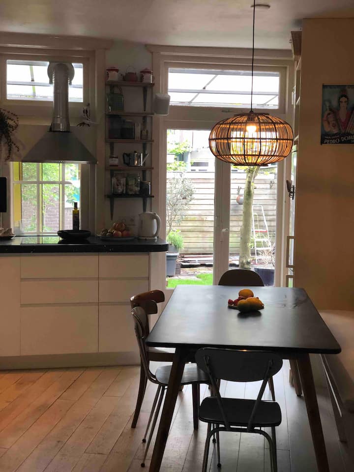 Light And Cosy Apartment With Nice Garden Nearrai - Diemen