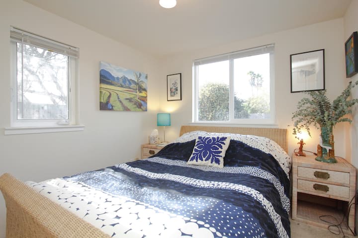 Secluded Santa Cruz Beach Hideaway - Capitola, CA