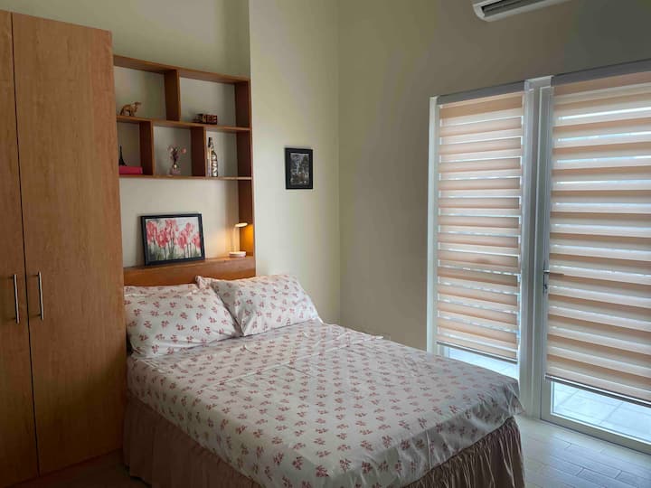 Studio Unit In Festive Walk, Megaworld - Iloilo City