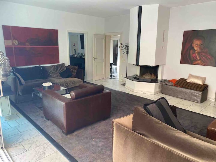 Wohnung Mit 2 Schlafzimmern Nähe Messe Düsseldorf - Düsseldorf