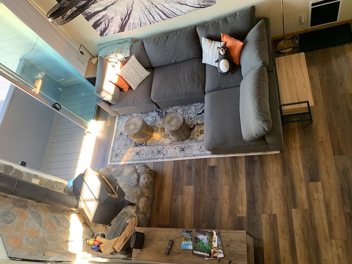 Happy Central Mammoth Condo - Mammoth Lakes, CA