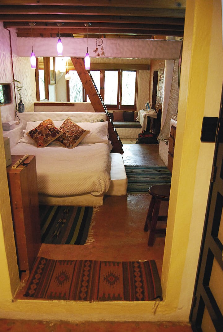 Casita Mediterranea, Con Terraza Y Chimenea. - Cuernavaca