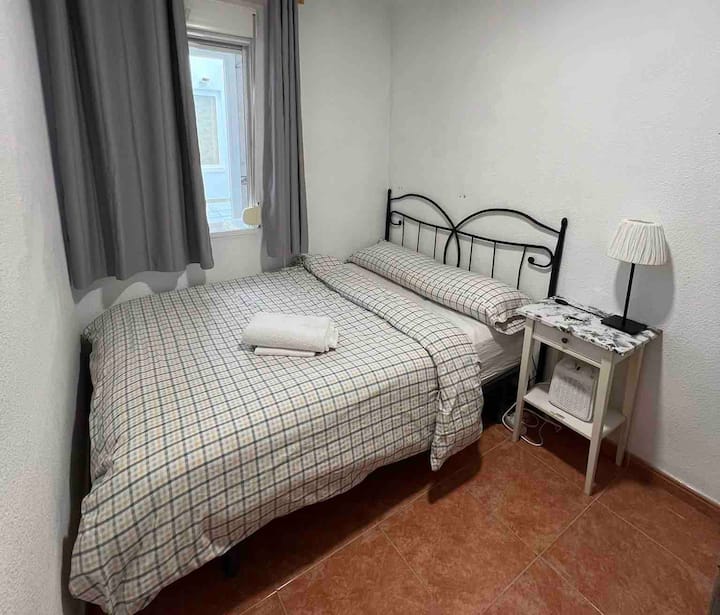 Double Room In Alicante Center City - Alicante
