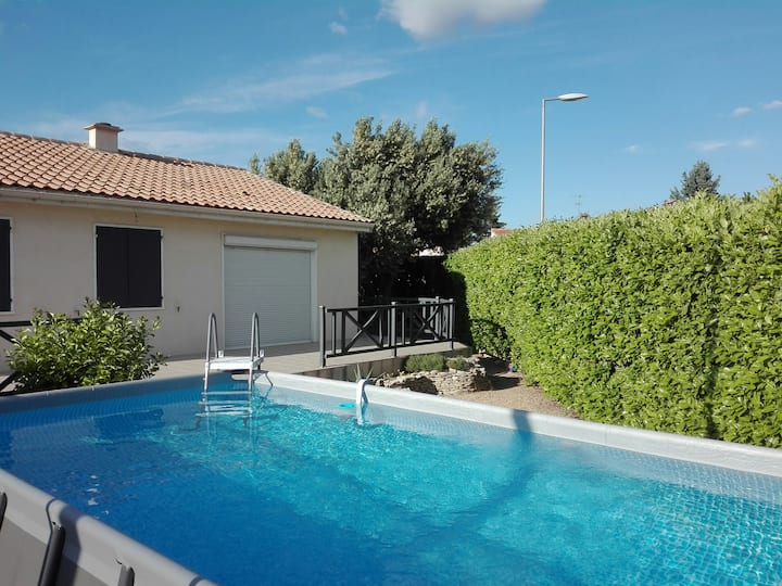 Magnifique Villa Dans Environnement Calme - Nîmes