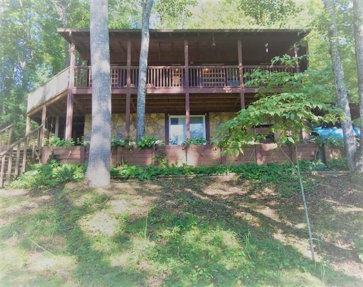 Nina's Cabin - Easy Access And Close To Town. - Blue Ridge, GA