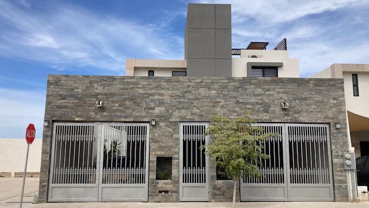 Casa Del Sol: Oasis In La Paz - La Paz