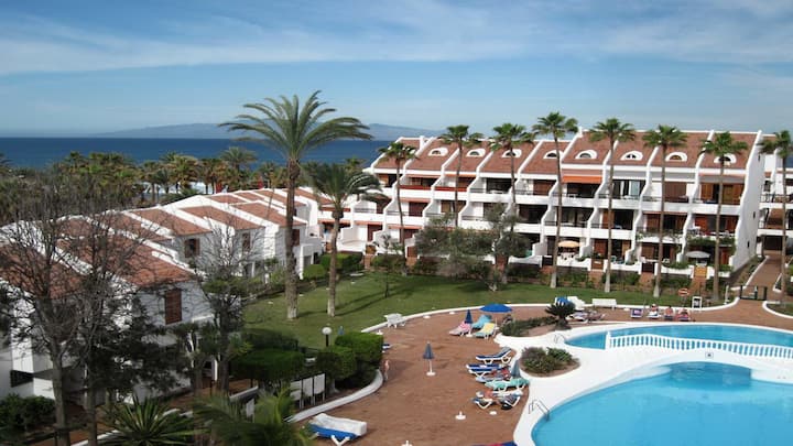 Great Beachside Duplex In Playa De Las Americas - Playa de las Américas