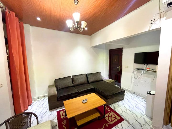 Appartement Chambre/salon/cuisine Près De La Ville - 金沙薩