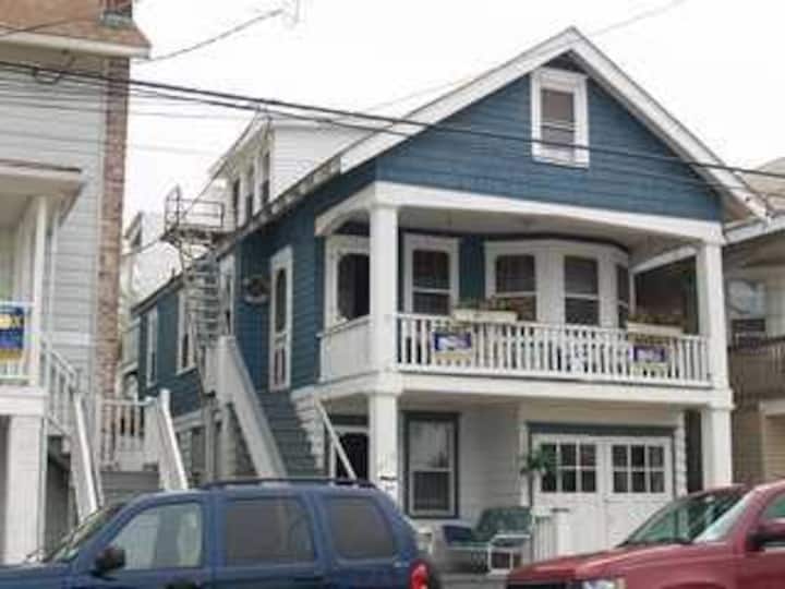 3rd Floor Loft Apartment - Ocean City, NJ