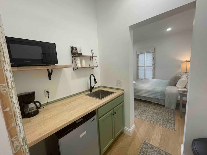 Erie Street Rentals Unit 3 - Put-in-Bay, OH