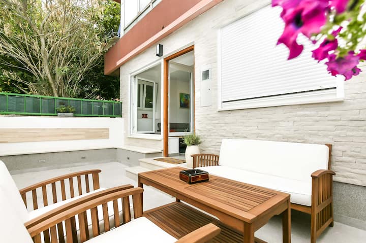 Split Retreat @ Town Center W/terrace - Split