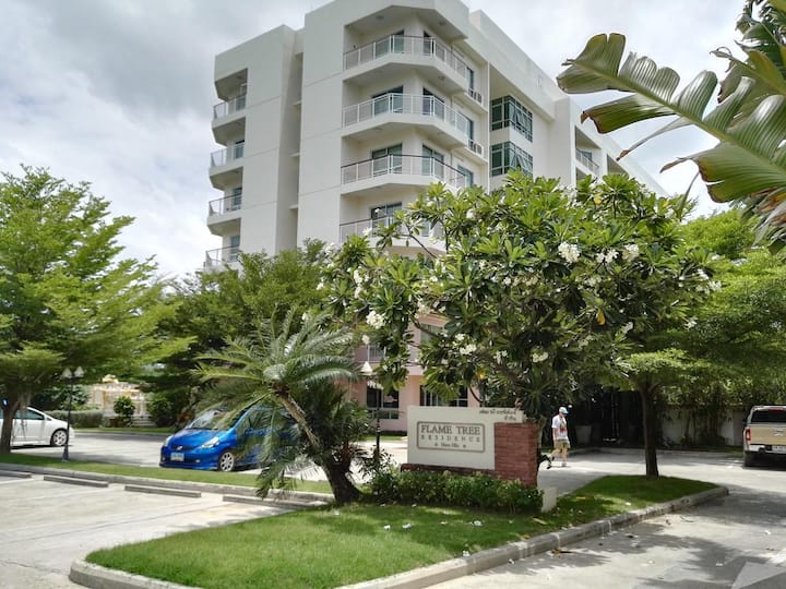 Newly Renovated 1 Bedroom Condo Near Mall, Huahin - Hua Hin