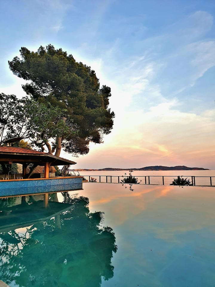 Villa Pieds Dans L'eau D'exception - Le Pradet