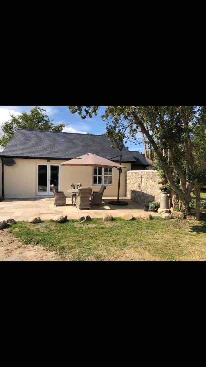 Tranquil 2 Bed Bannow Bay Cottage Walk To  Beach - Ireland