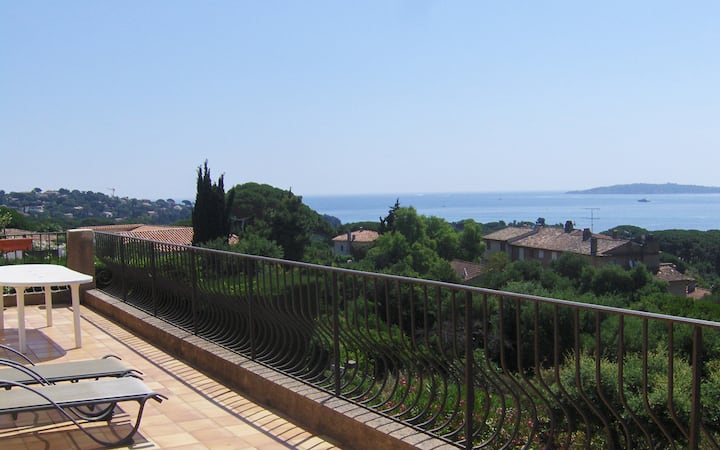 "Villa Mona" à 700 M De La Mer - Cogolin