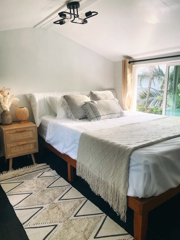 North Shore Studio With Sauna! - Walk To Beach! - Haleiwa, HI
