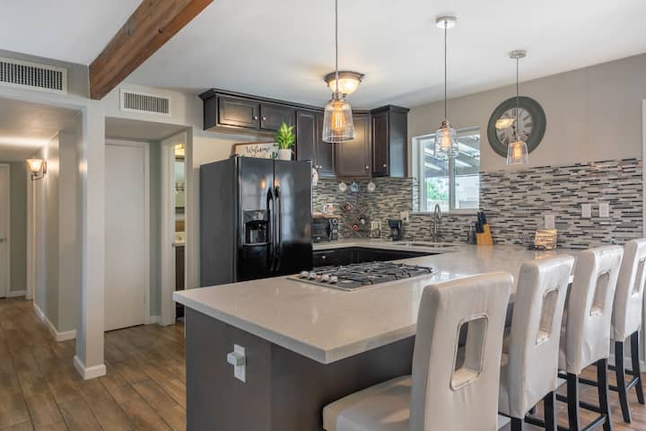 Cozy, Modern Tempe Getaway - Perfectly Located! - Tempe, AZ