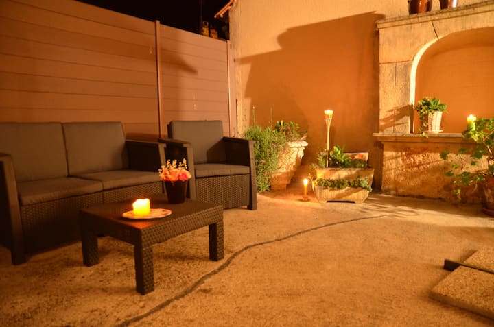 Maison Cossue De 200m² à Montignac Lascaux - Montignac