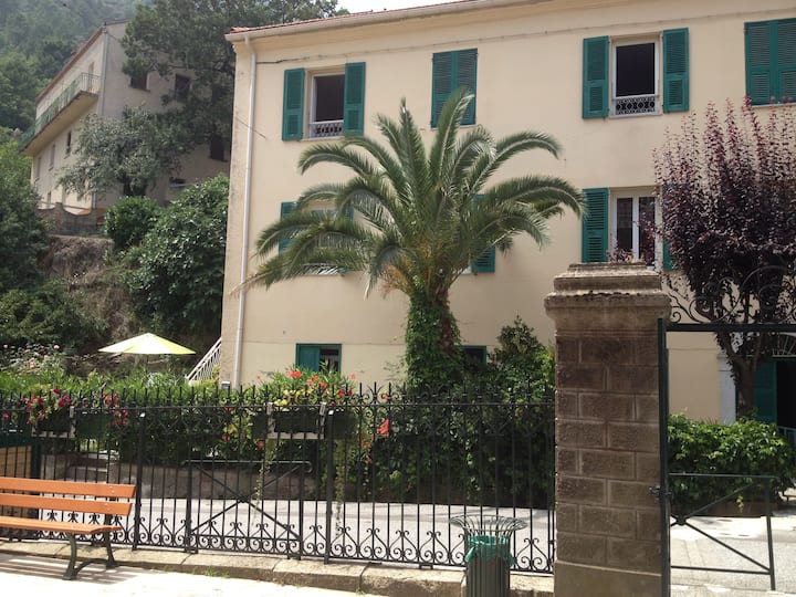 Casa Eugénie, L'authenticite Chez Jules Félix - Corte