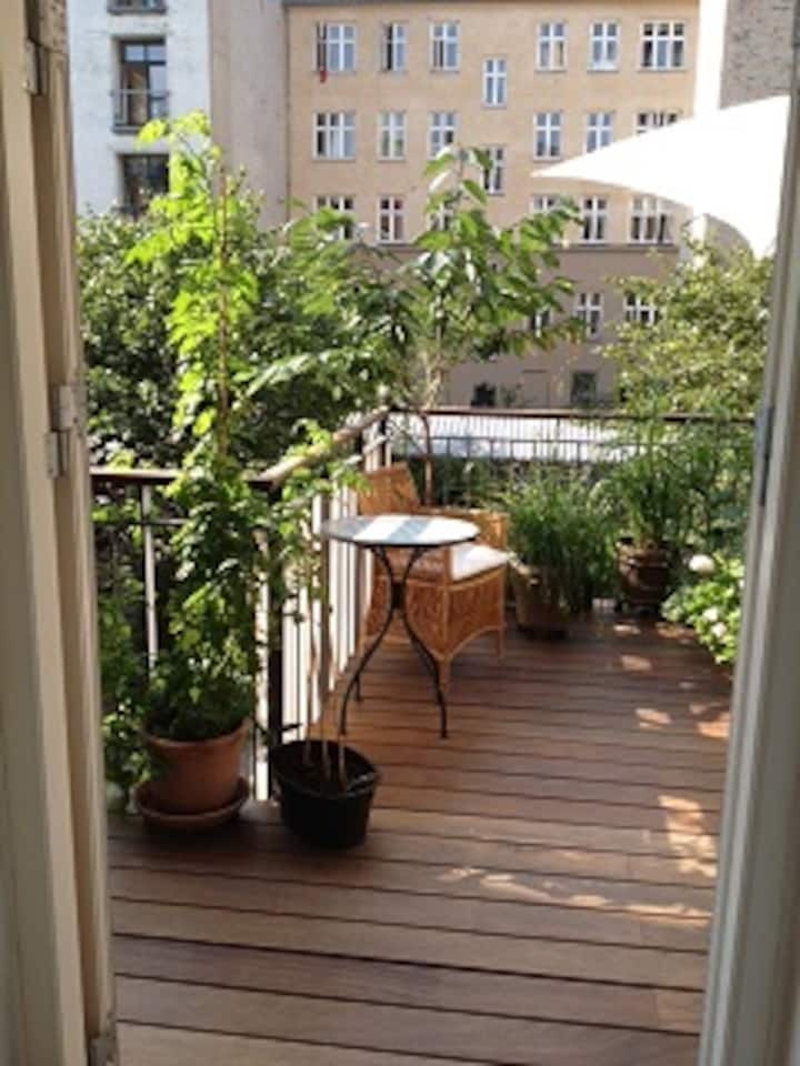 Nice 15 M2 Balcony In A Green Garden - Copenhague