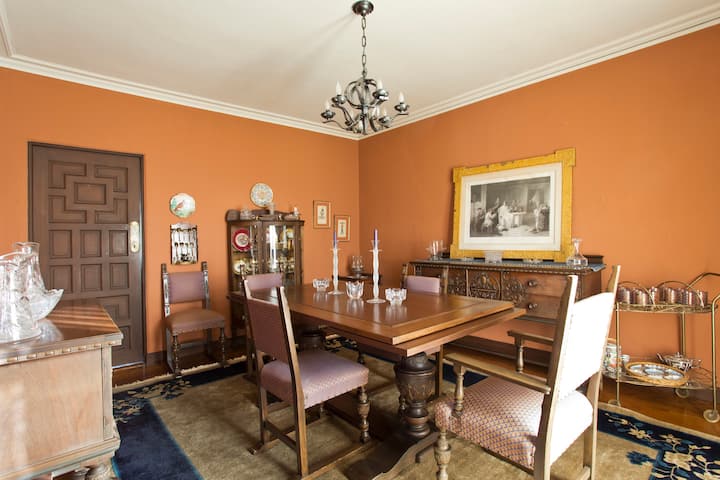 Historic View Home Large 2 Bedroom  Suite/ Parking - San Francisco, CA