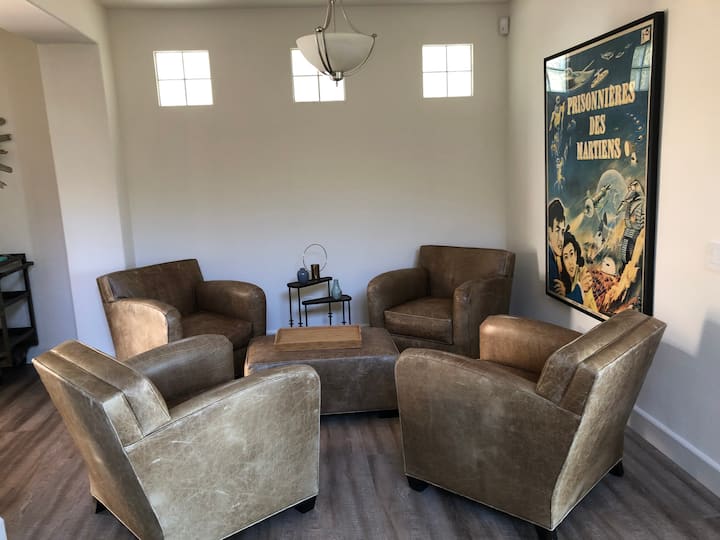Private Room W/work Place, Bath, Parking, Balcony - Rancho Santa Margarita, CA
