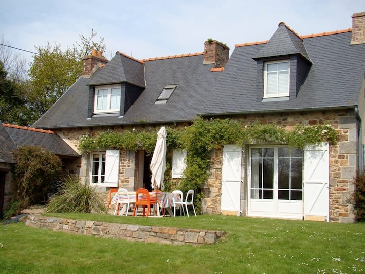 Maison De Pêcheur Sur Bras De Mer - Lézardrieux