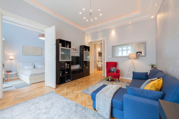 ✰The Golden Ratio Of Taste, Comfort And Location ✰ - Boedapest